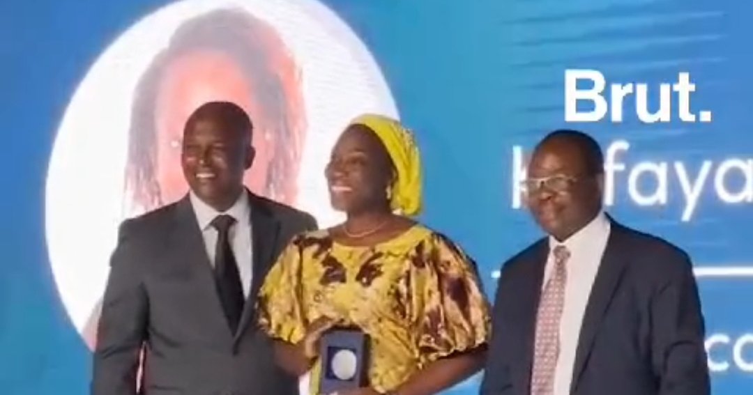 La Béninoise Kafayath Fabiyi, lauréate du Prix Jeunes Talents d’Afrique - 24 HEURES AU BENIN