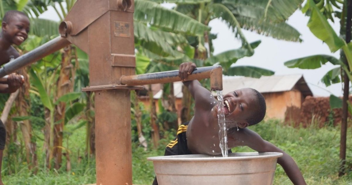 177 forages pour approvisionner le Borgou, l’Atacora et la Donga - 24 ...