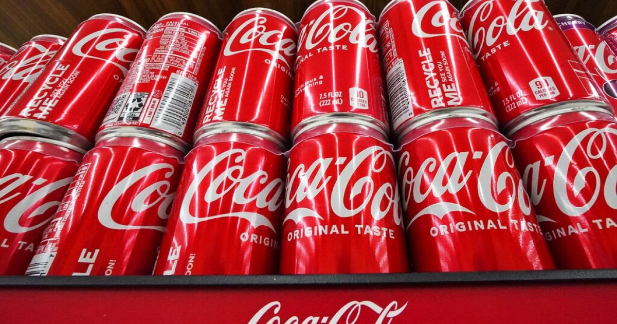 Rappel massif des boissons Coca-Cola impropres à la consommation - 24 ...